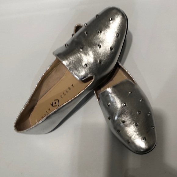 Katy Perry Collections | Shoes | Katy Perry 7 Silver Studded Flats The ...